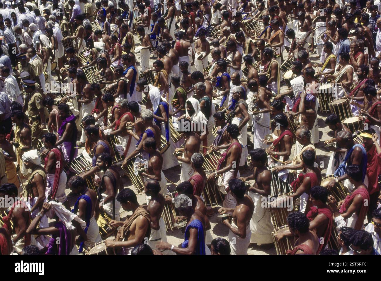 Trichurpooram pooram, Elephants March procession of bejeweled temple ...