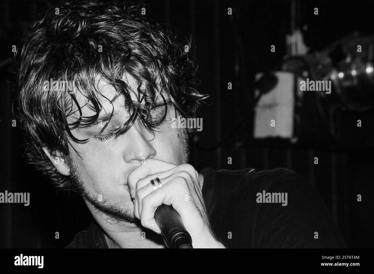 Sweaty musician Black and White Stock Photos & Images - Alamy