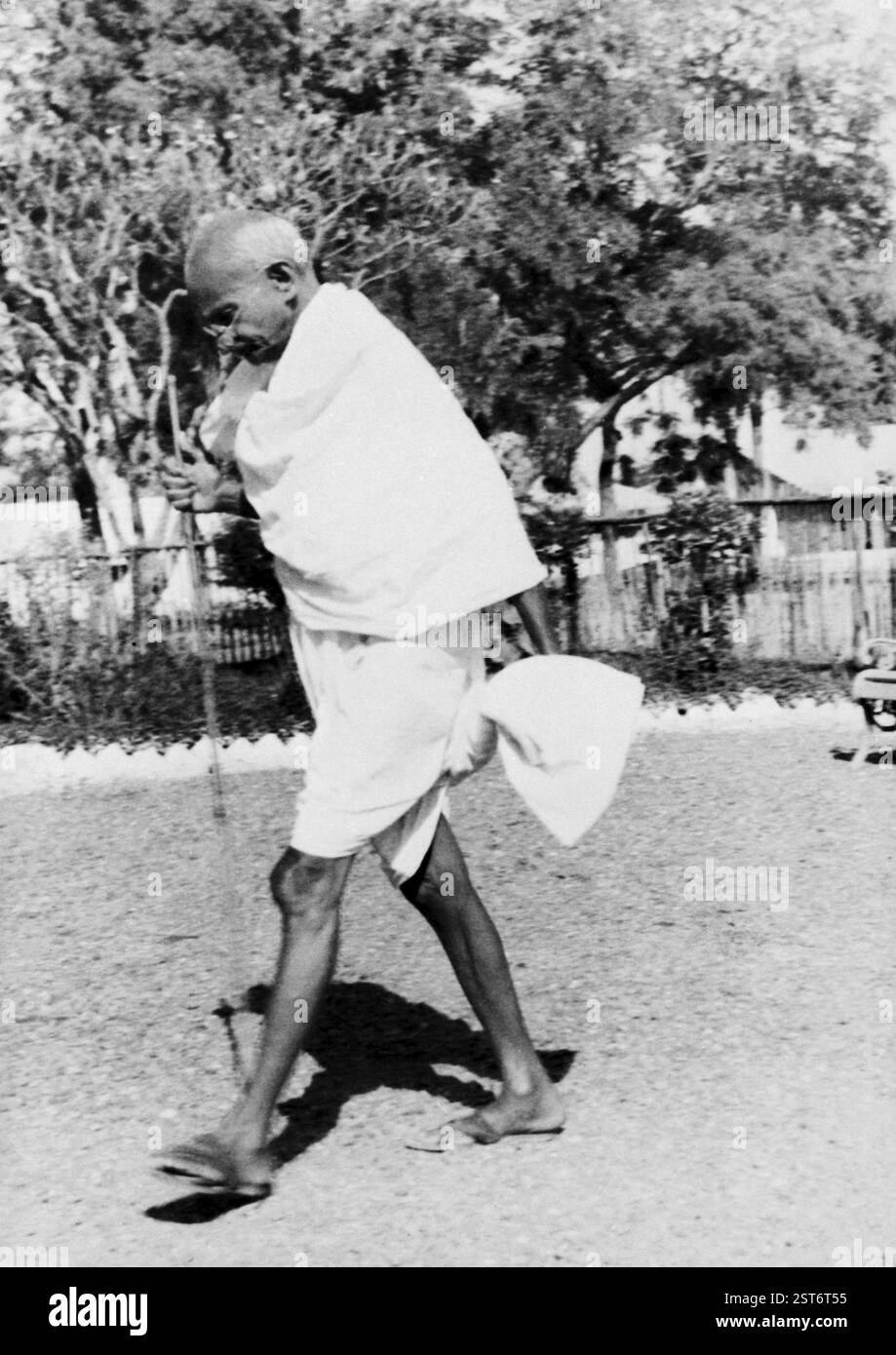 Mahatma gandhi 1927 MODEL RELEASE NOT AVAILABLE Stock Photo - Alamy
