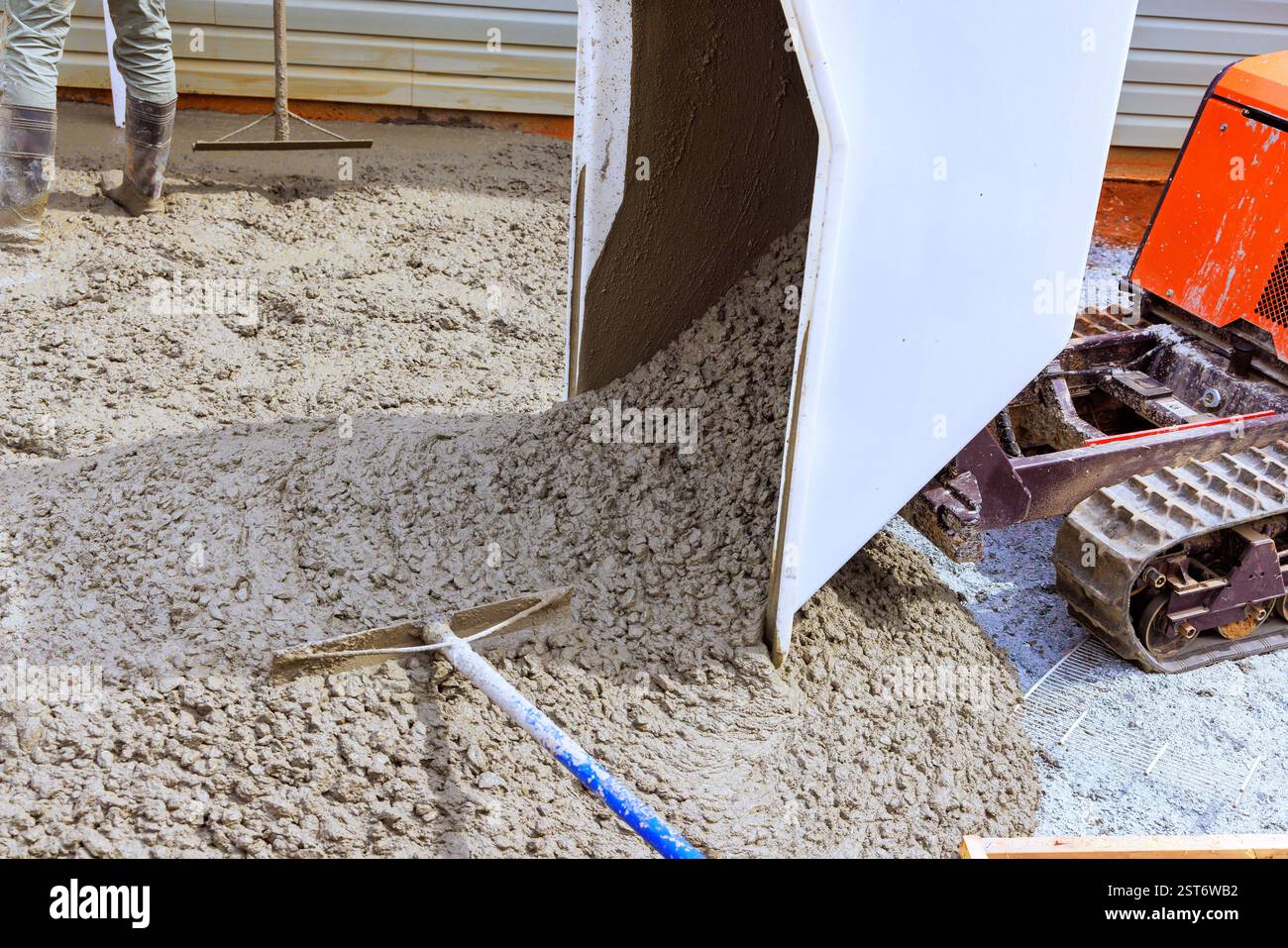 Work hardening hi-res stock photography and images - Alamy