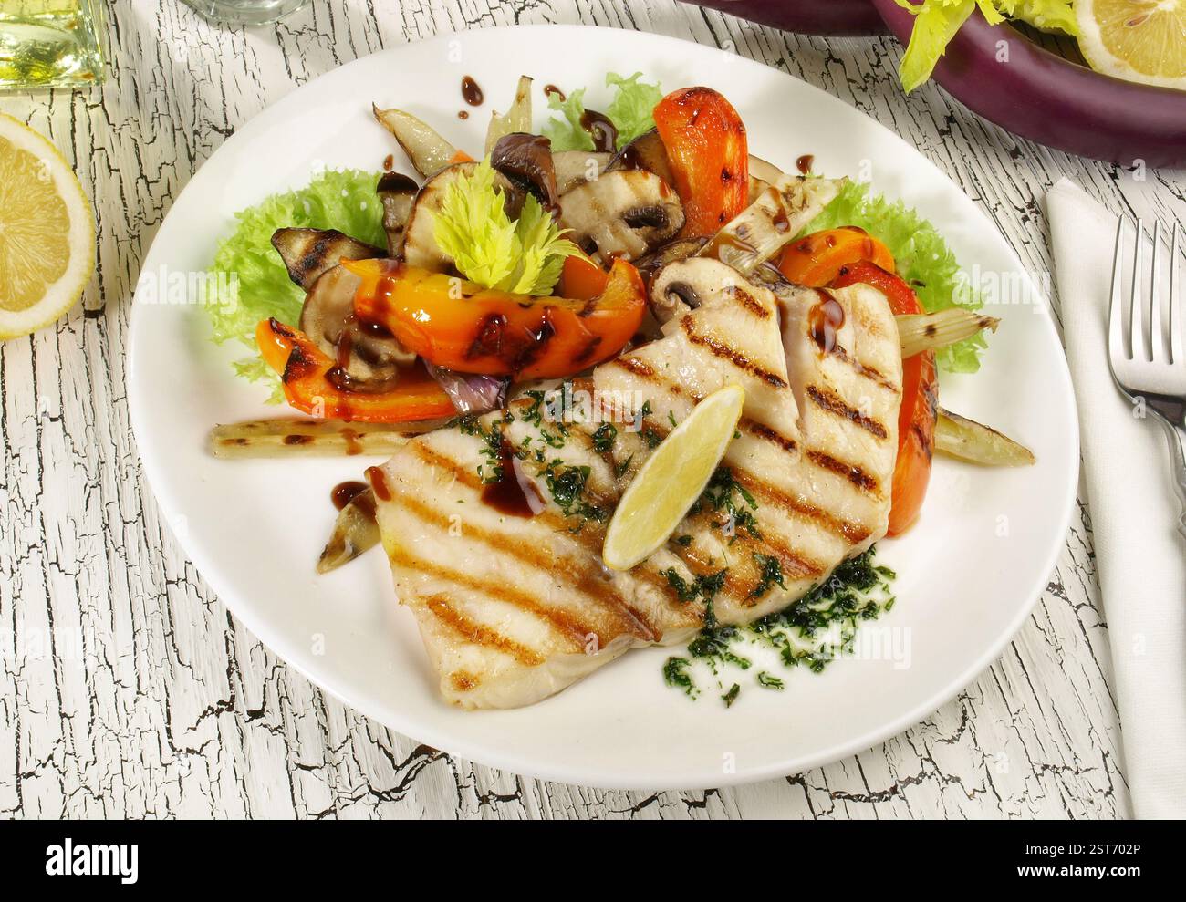 Fish nile perch hi-res stock photography and images - Alamy