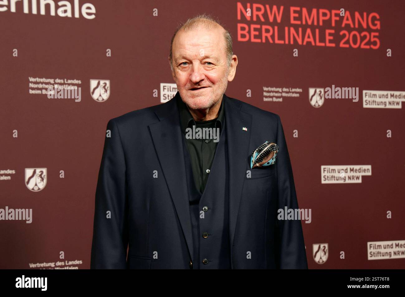 Stilvolle Hat Leonard Lansink Kinder Ebenbild