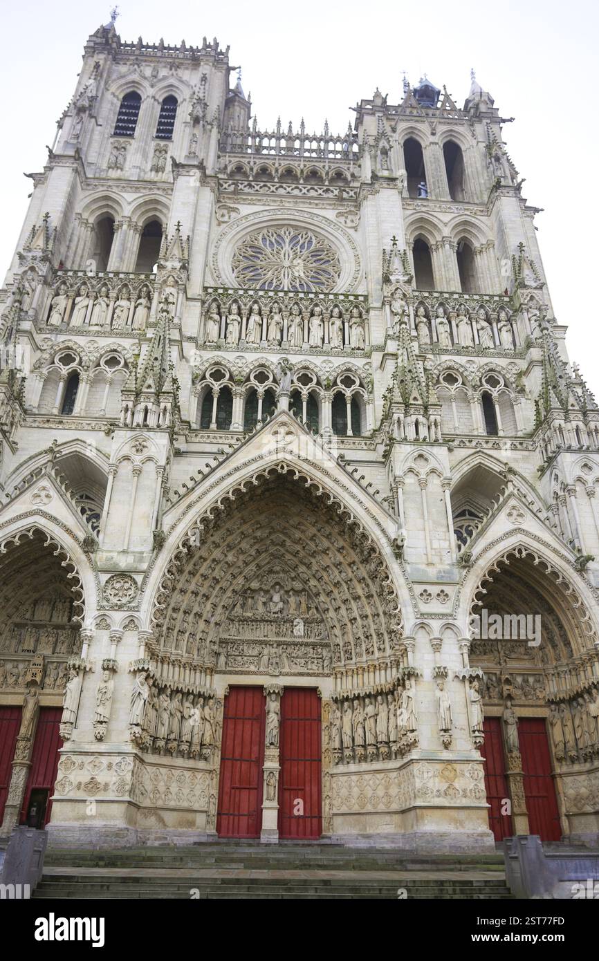 Front view of the Amiens Cathedral in France, featuring an ornate ...