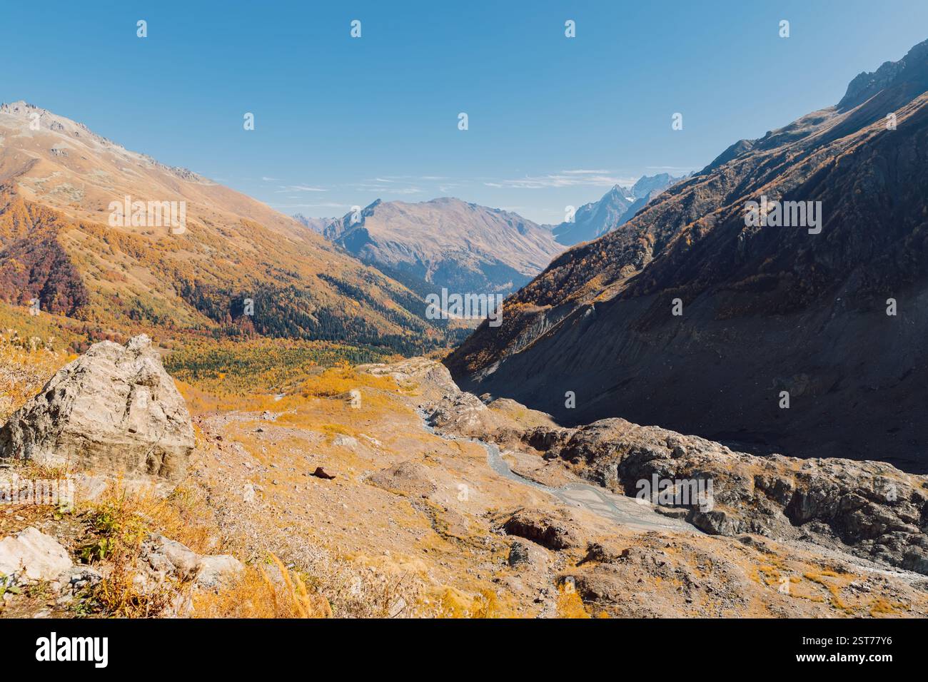 Panorama view on mountains rocks hi-res stock photography and images ...