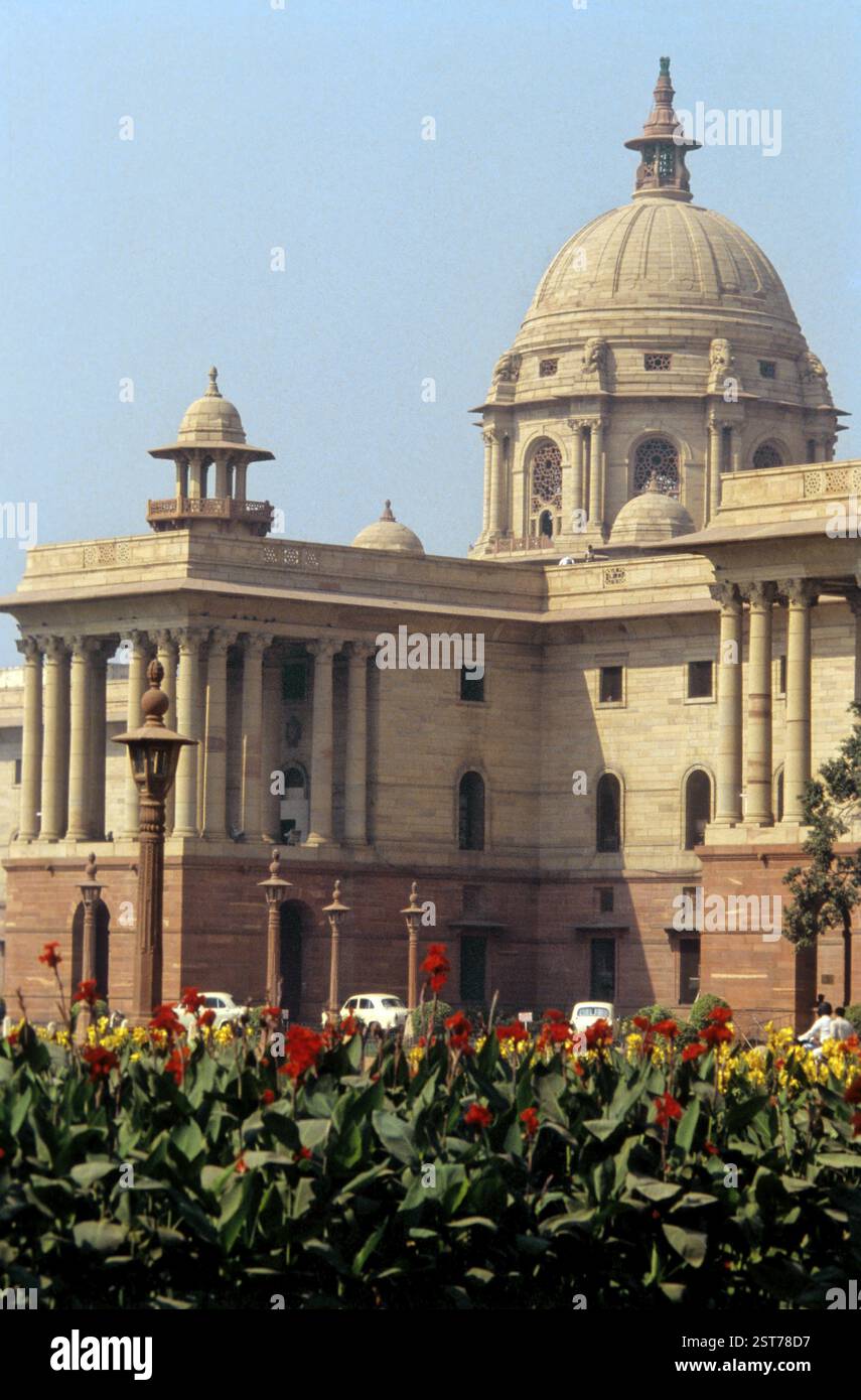 Sansad bhavan hi-res stock photography and images - Alamy