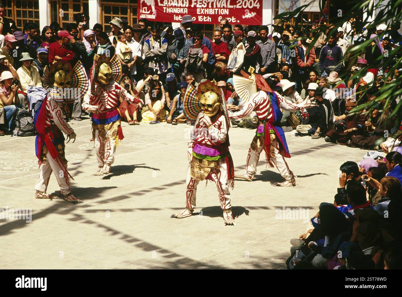 Festival of magic show hi-res stock photography and images - Alamy