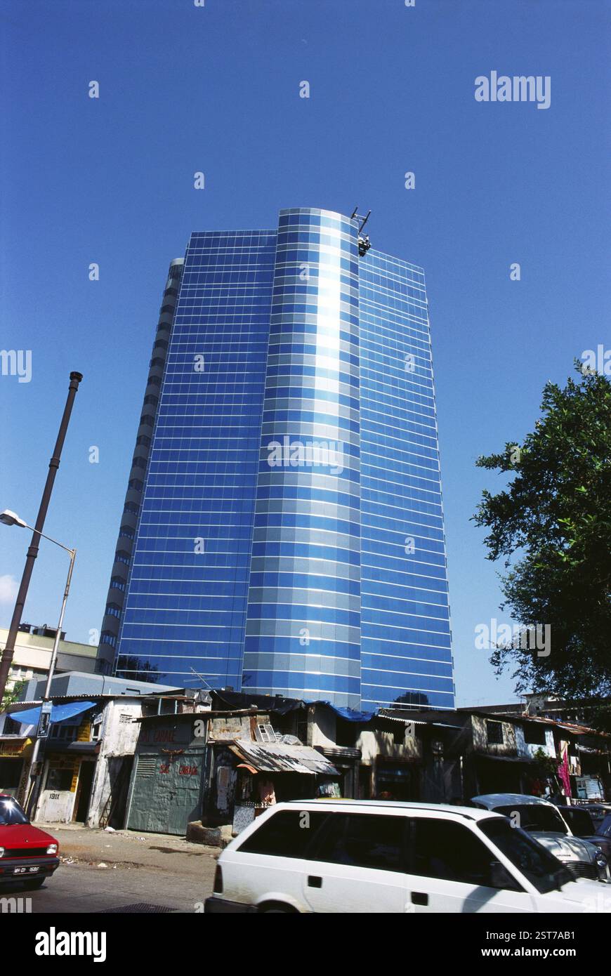 Essar house mumbai india hi-res stock photography and images - Alamy