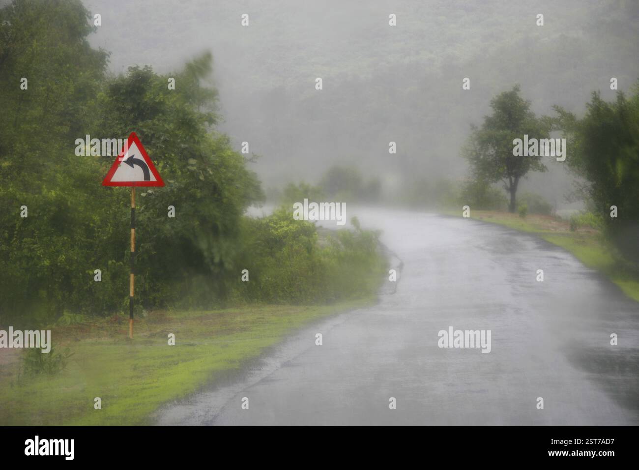 Heavy rain lake monsoon hi-res stock photography and images - Alamy