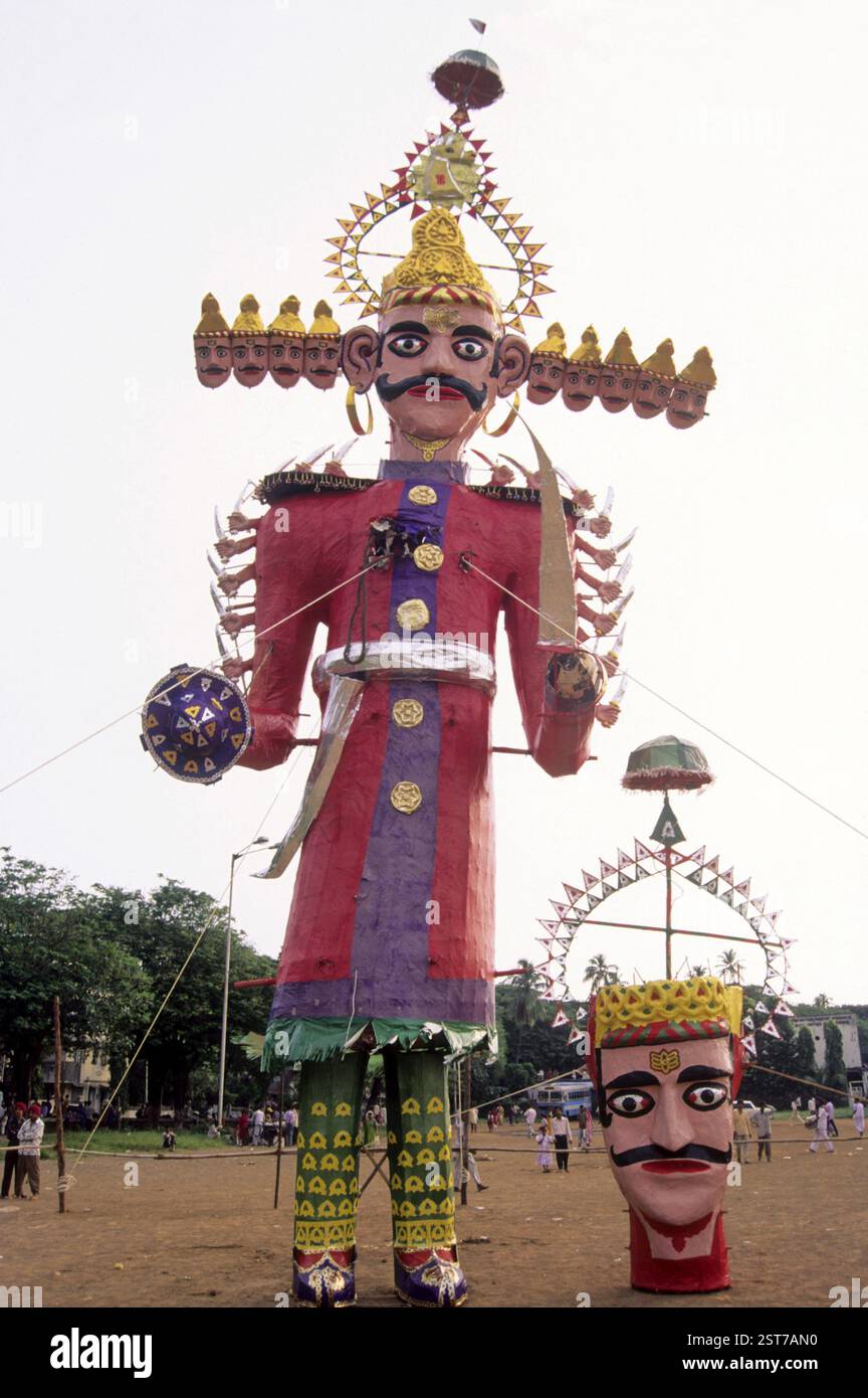 Ravan statue on Ramleela utsav at Dussera dusera Festival dadar, bombay ...
