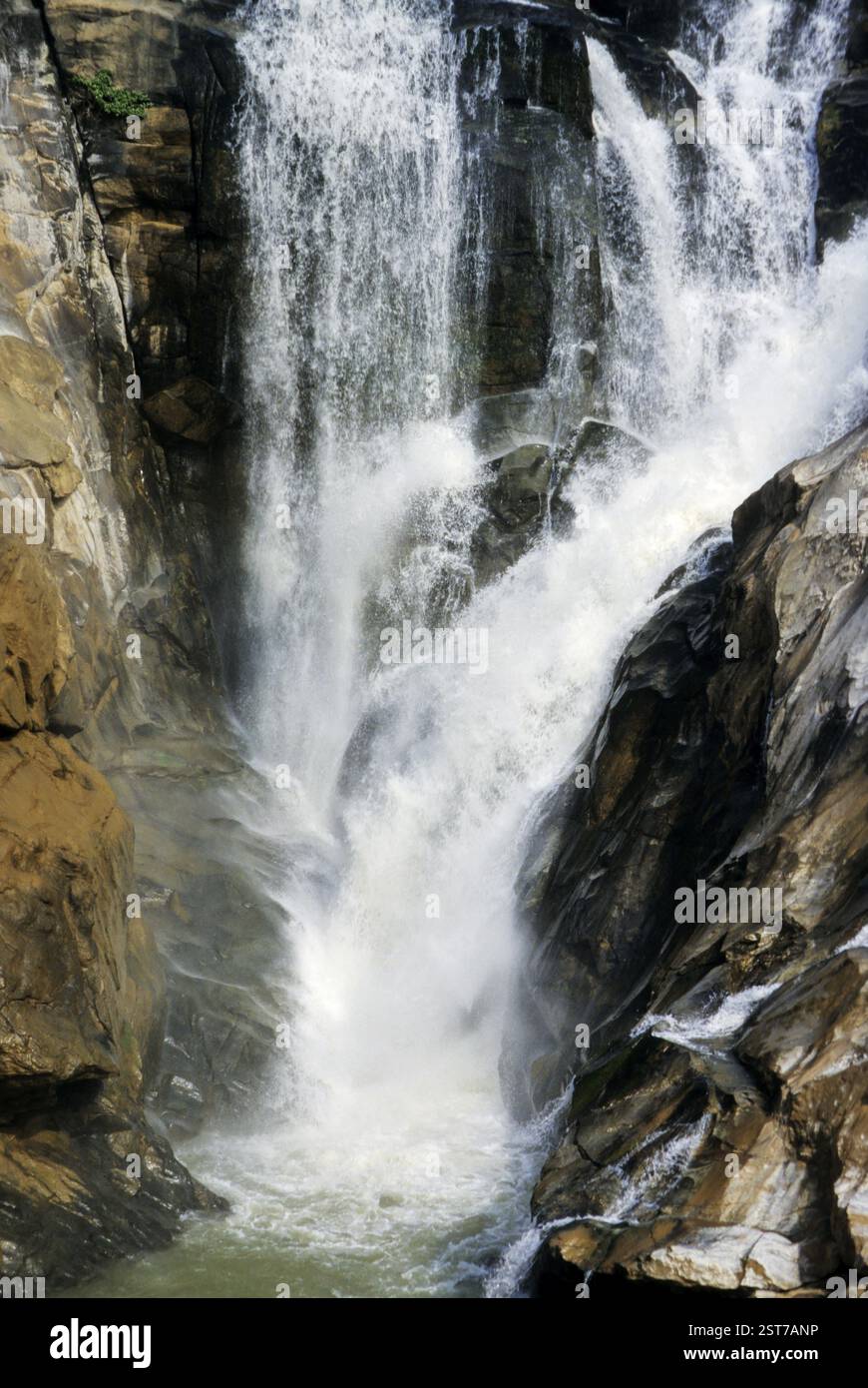 Ranchi waterfall hi-res stock photography and images - Alamy