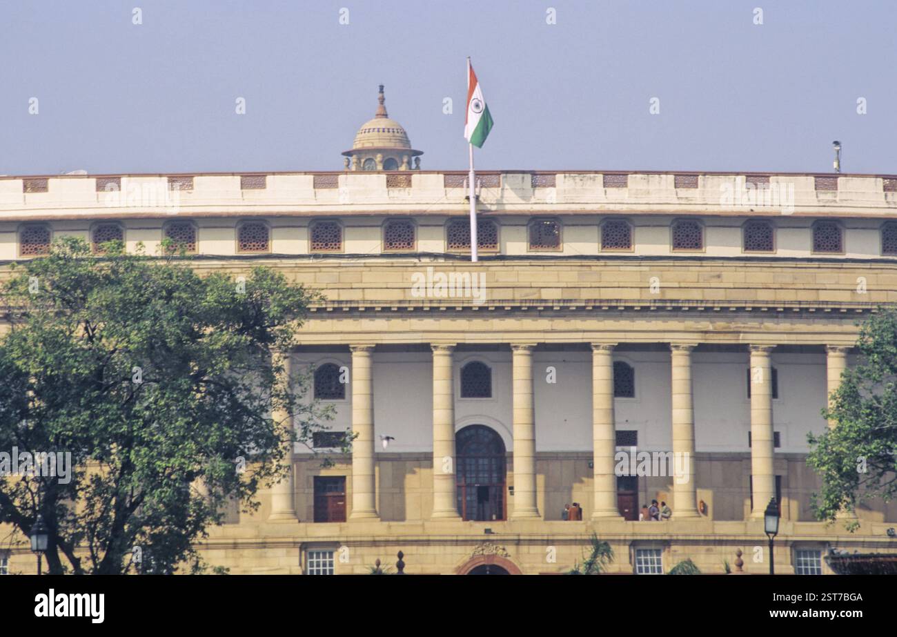 India parliament building new delhi hi-res stock photography and images ...
