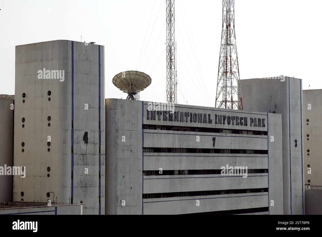 Vashi Railway Station housing International Info Tech Park on upper ...