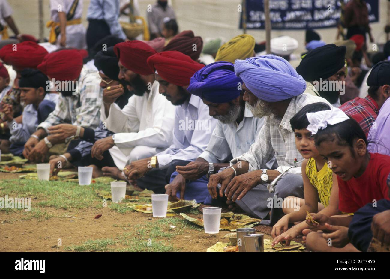 Sikh motifs hi-res stock photography and images - Alamy