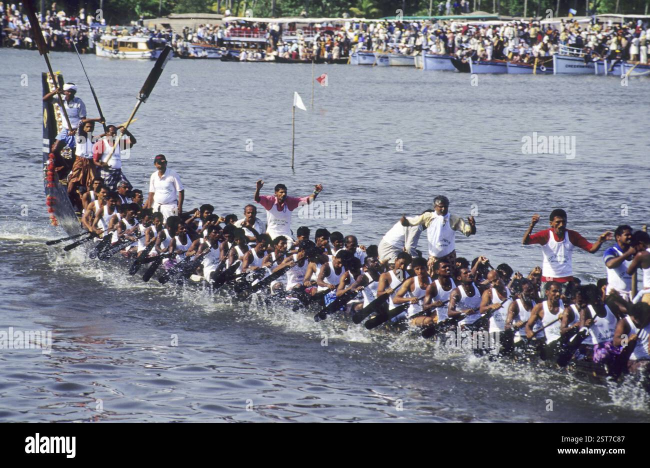 Nehru Boat Race Festivals, the onam Snake Boat Race, jalostavam for ...