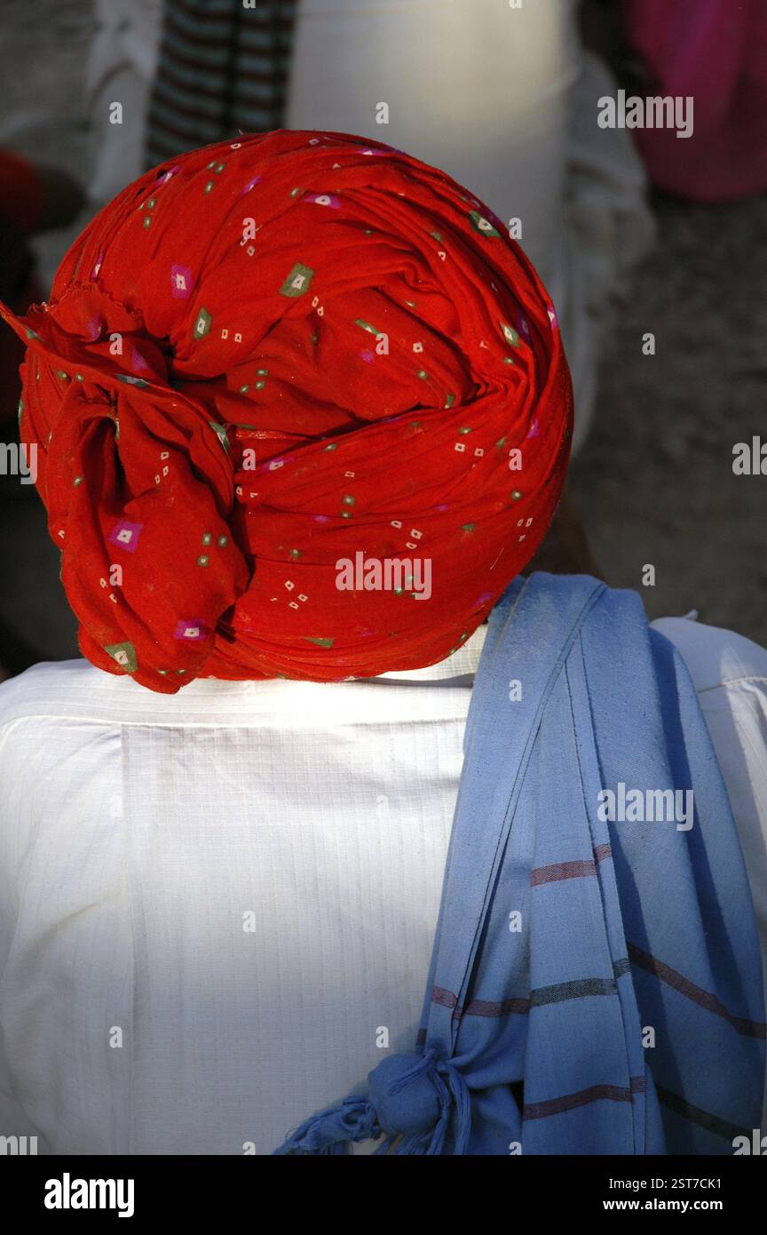Mans turban hi-res stock photography and images - Alamy