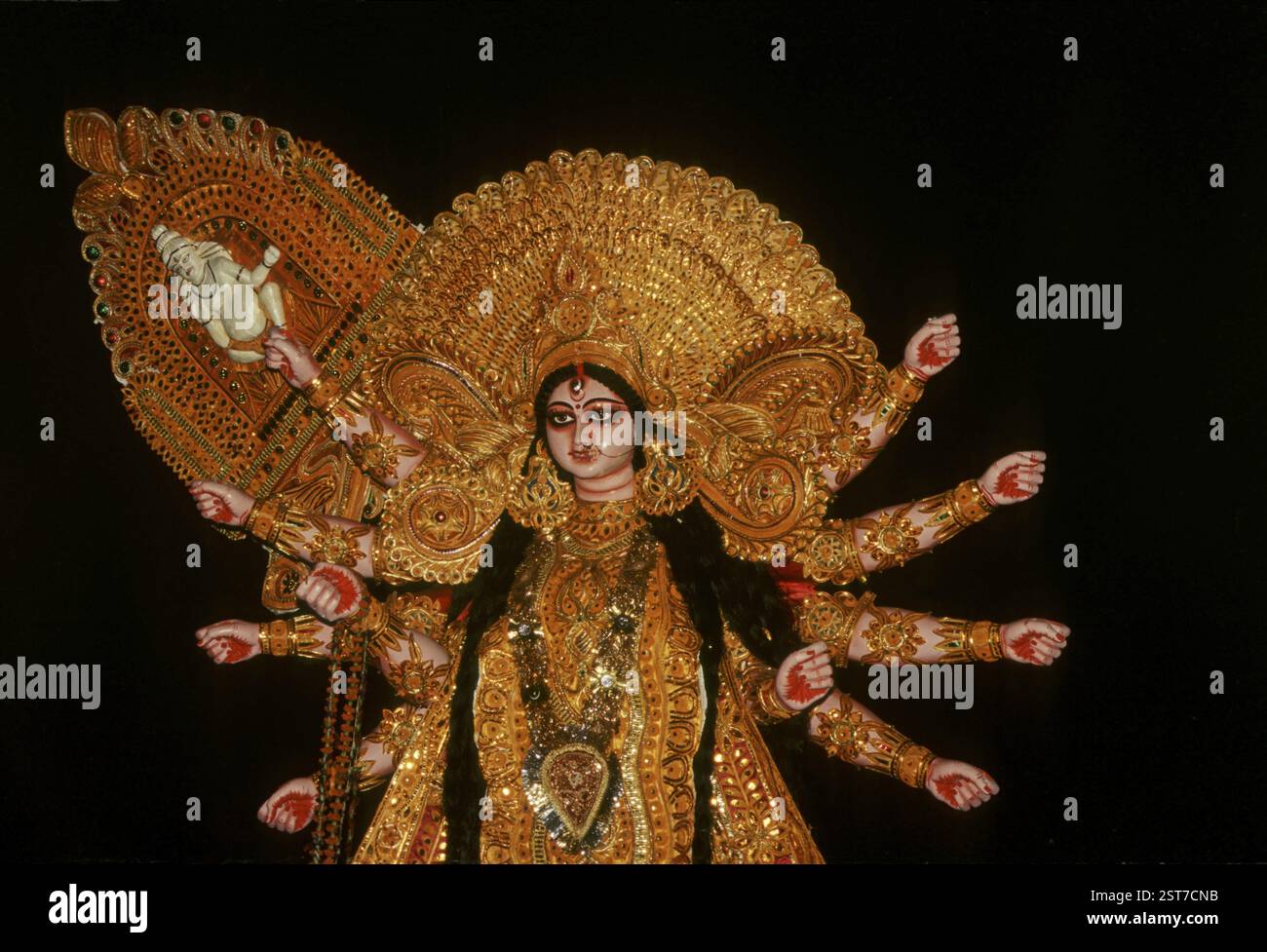 Statue of goddess durga at durja pooja festival, calcutta, west bengal ...