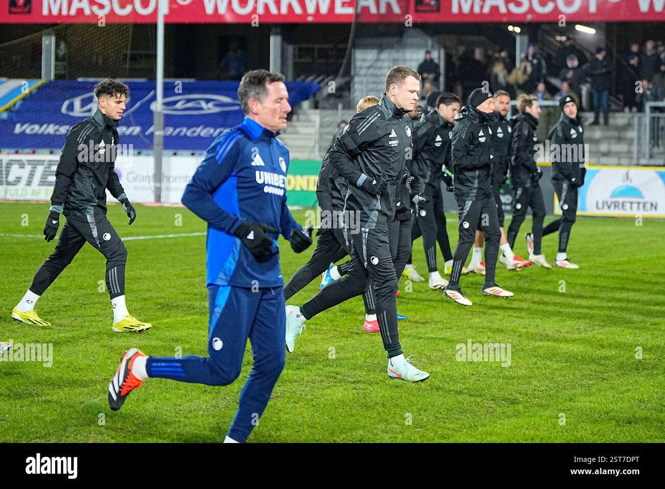 Randers, Denmark. 17th Feb, 2025. Randers FC moeder FC Koebenhavn i ...