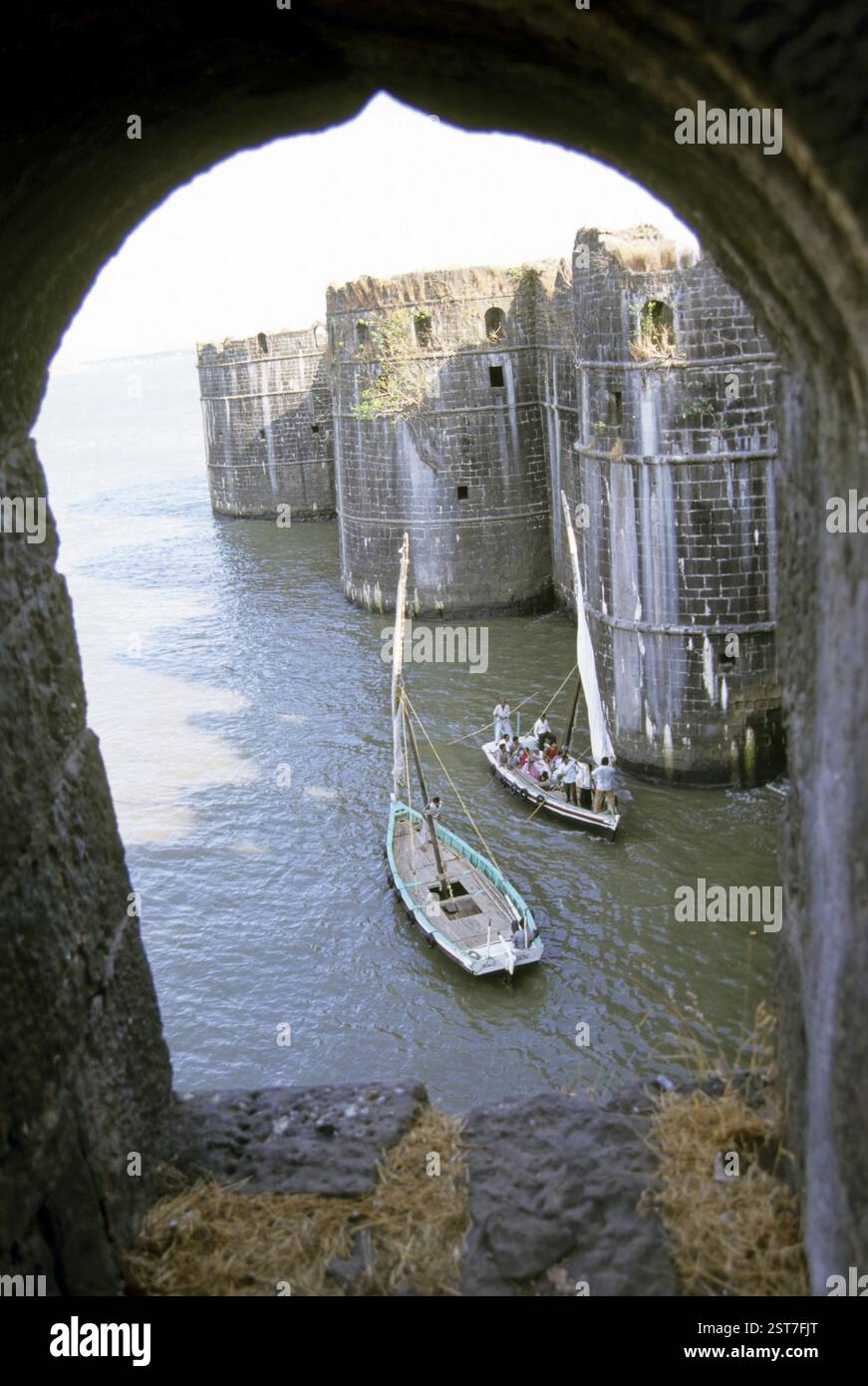 Boats waiting at murud janjira fort, alibagh, maharashtra, india Stock ...