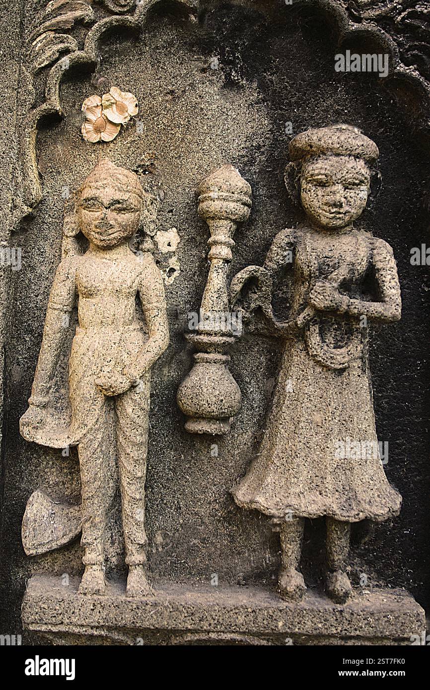 Indian couple, man with Hukka - India?s traditional tobacco pipe in ...