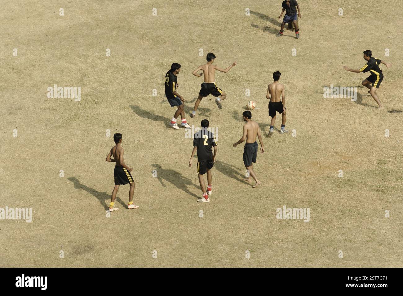 Top view guys playing soccer hi-res stock photography and images - Alamy