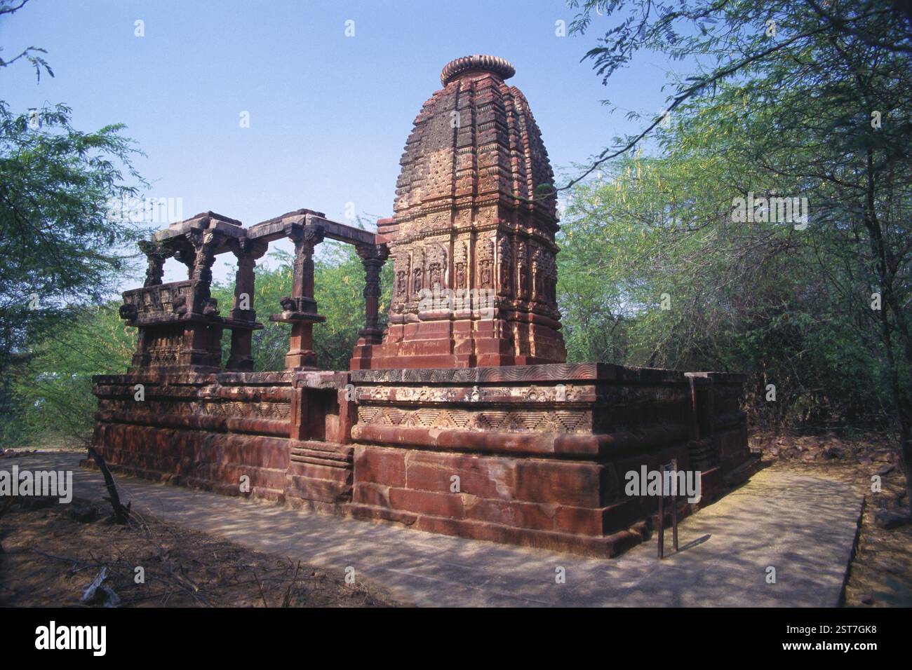 Small Sun temple 8th century Gujarat - Pratihara Period Ossian ...