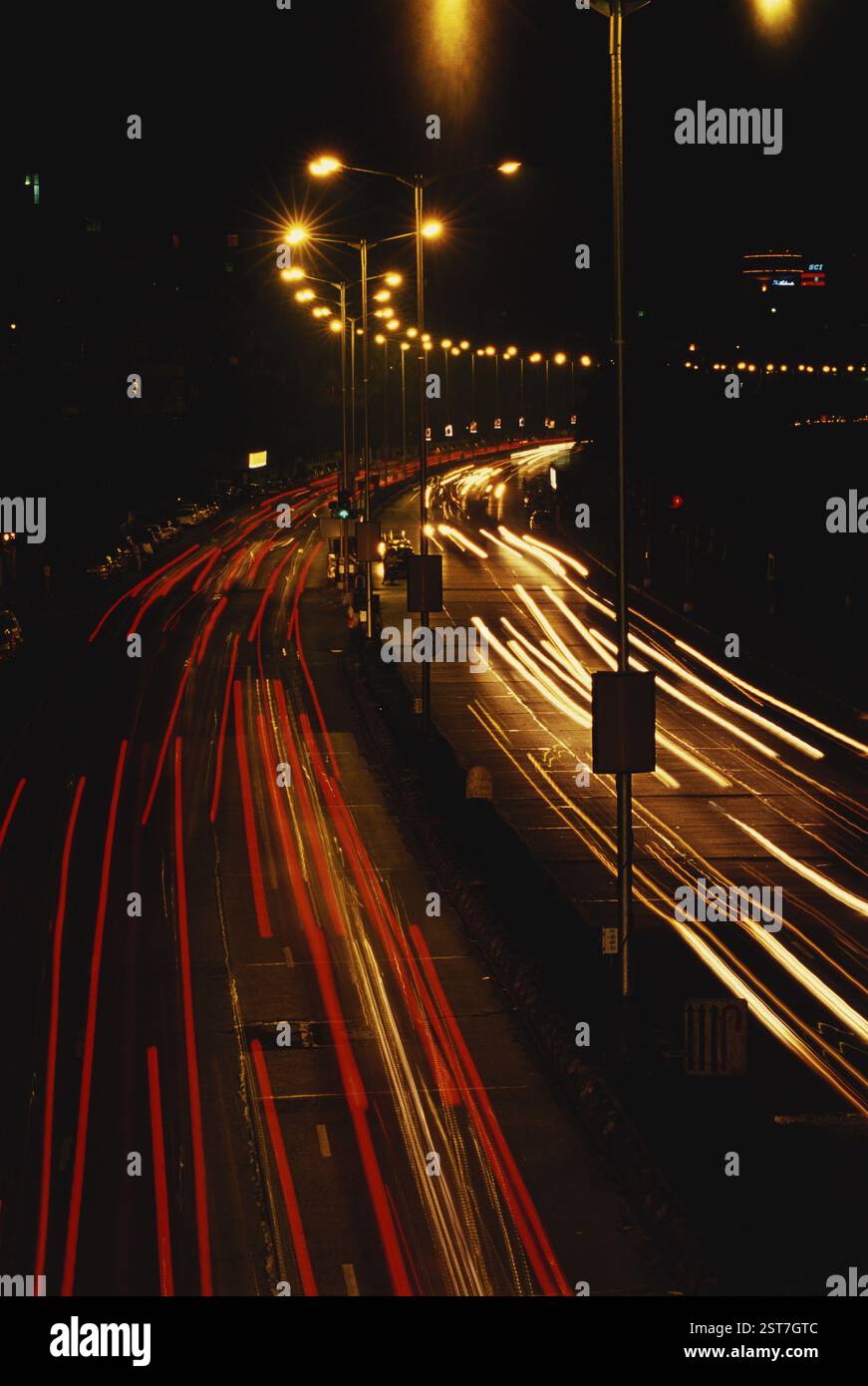 India traffic aerial hi-res stock photography and images - Alamy