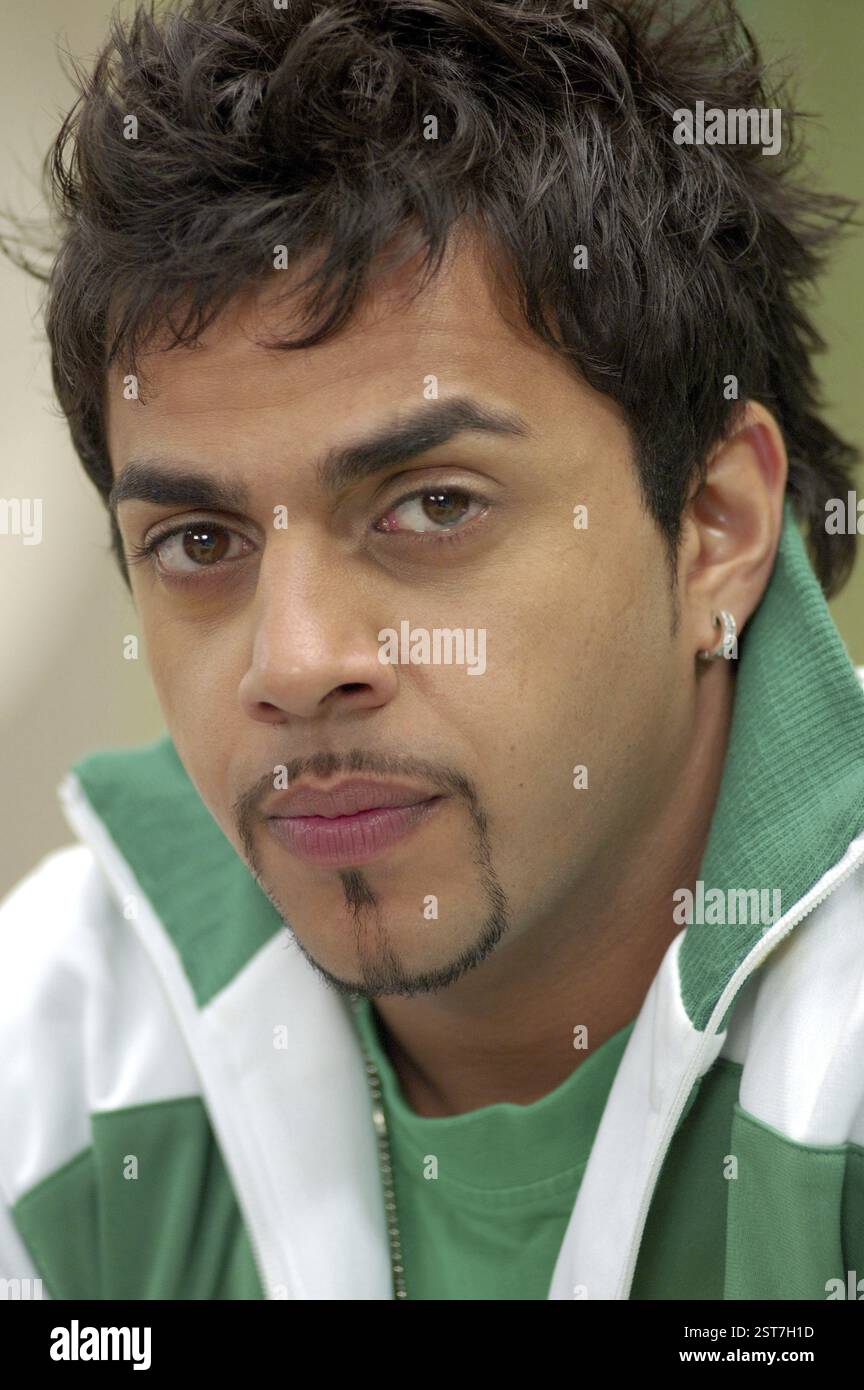 South Asian Indian Bhangra singers in the UK Singer Juggy D Model ...