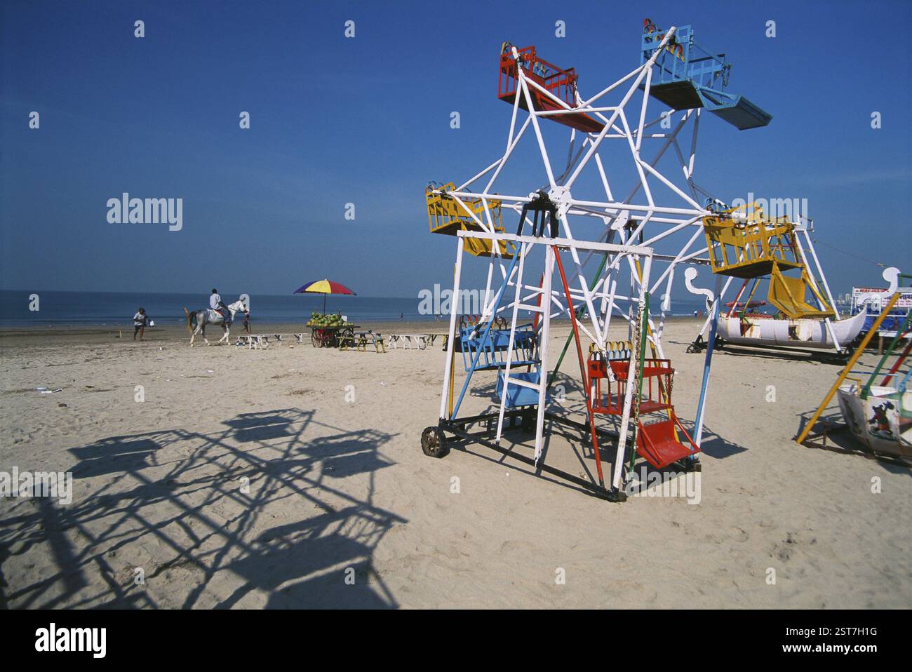 Juhu beach hi-res stock photography and images - Alamy