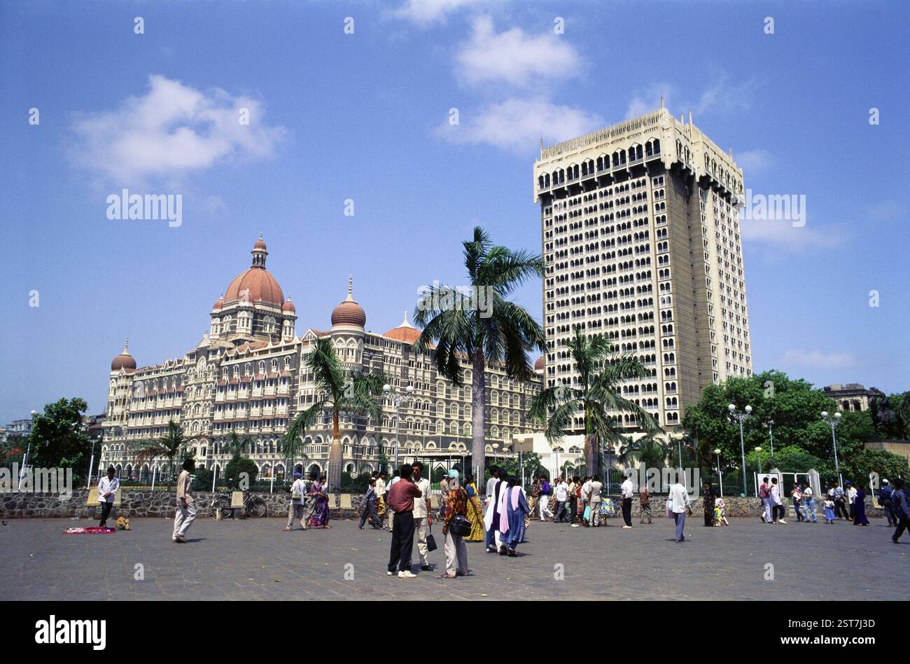 Old and new Taj Mahal hotel, Bombay Mumbai, Maharashtra, India, Asia Stock Photo - Alamy