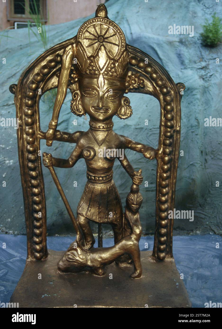 Goddesses of war hi-res stock photography and images - Alamy