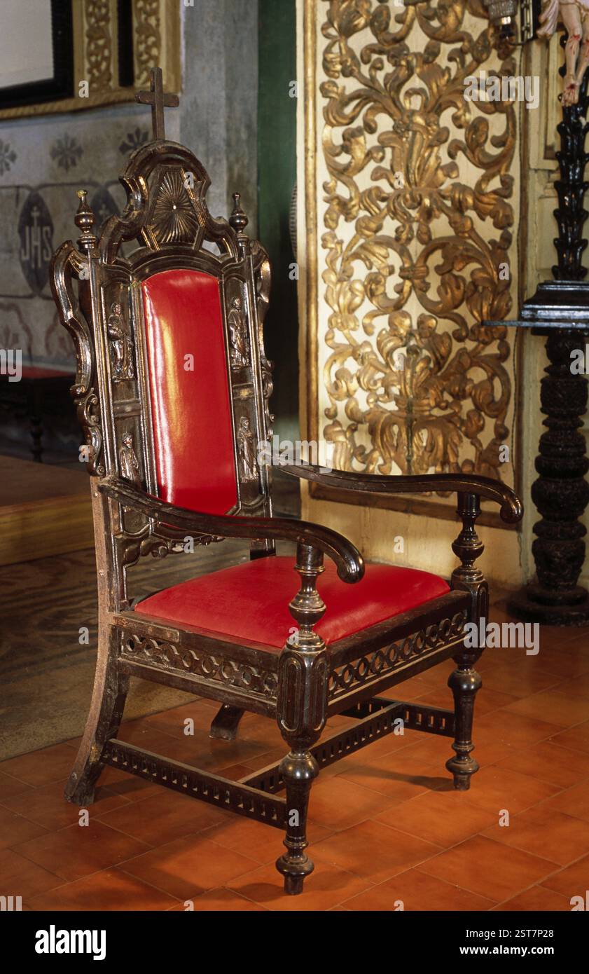 Chair behind Alter Reis magoo church, goa, india Stock Photo - Alamy
