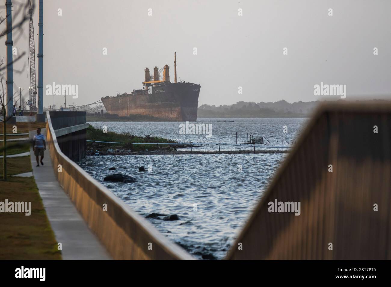 The Gran Malecón is a public space that borders the western bank of the ...