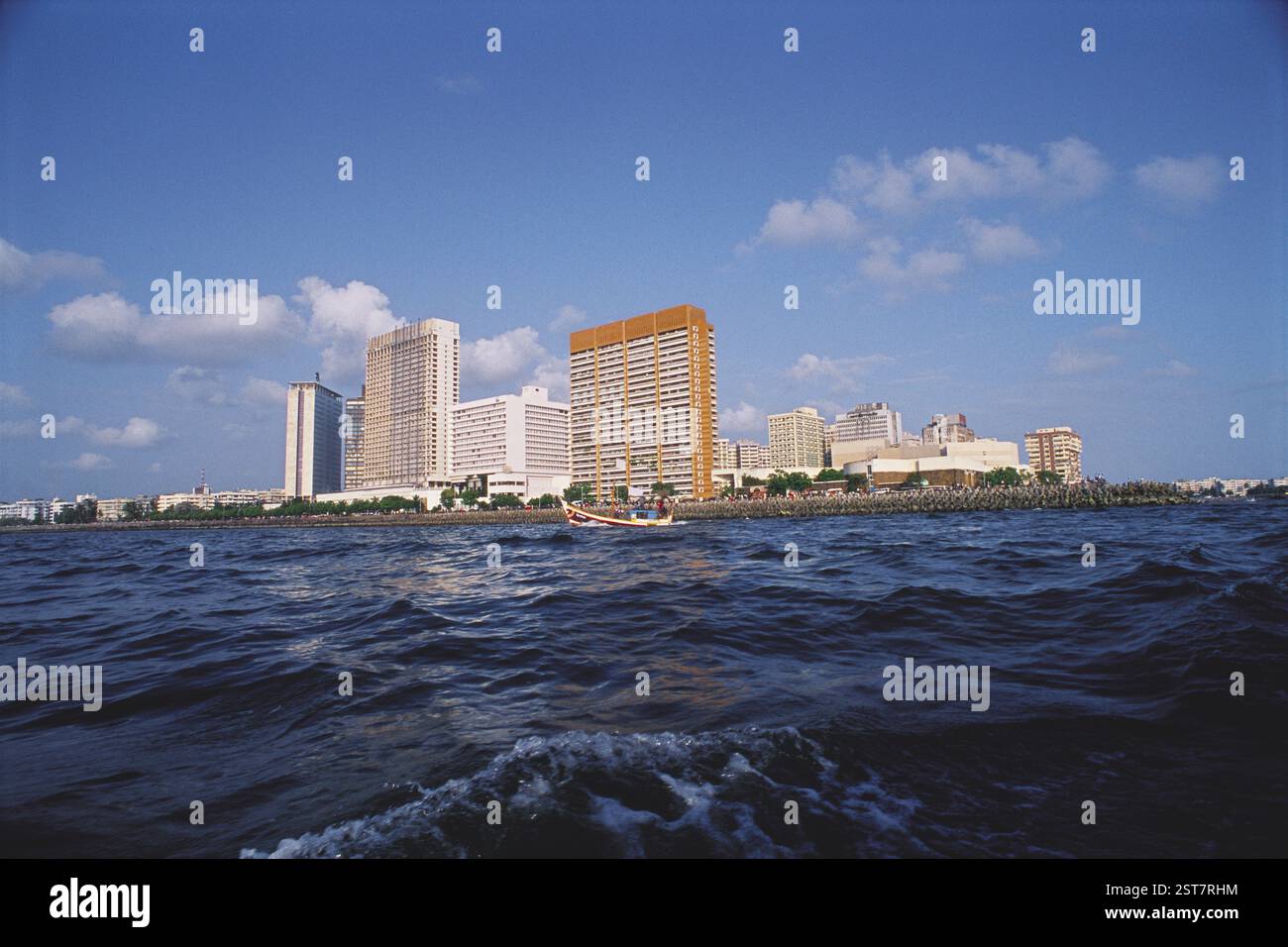 Air india building nariman hi-res stock photography and images - Alamy