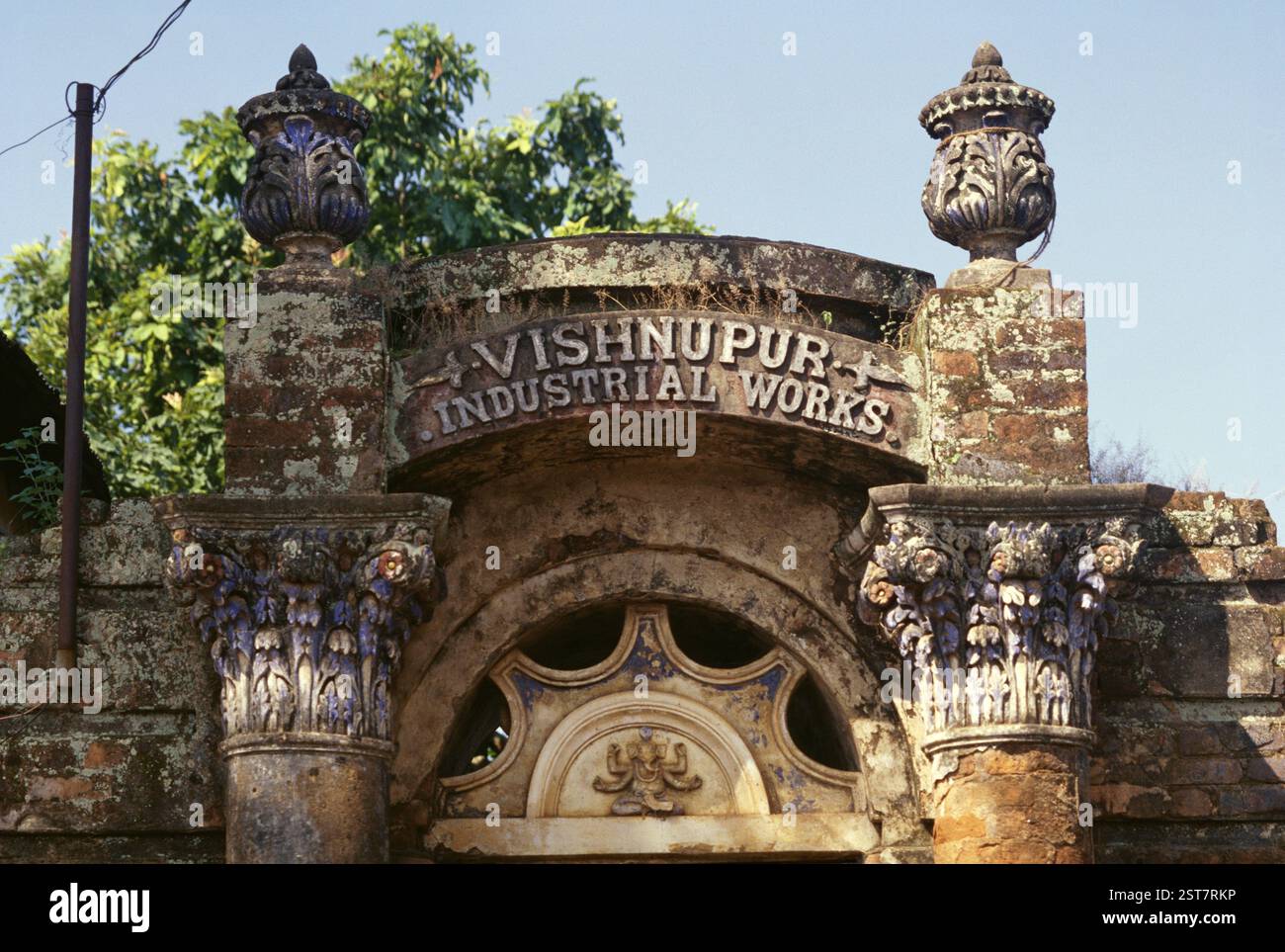 Old indian house memorial hi-res stock photography and images - Alamy