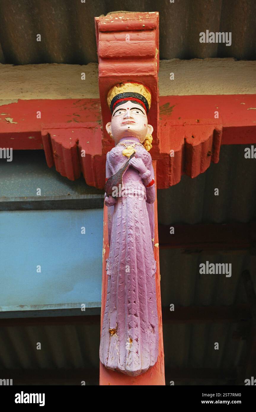 Colorful red orange pink wood work in temple, Bombay Mumbai ...