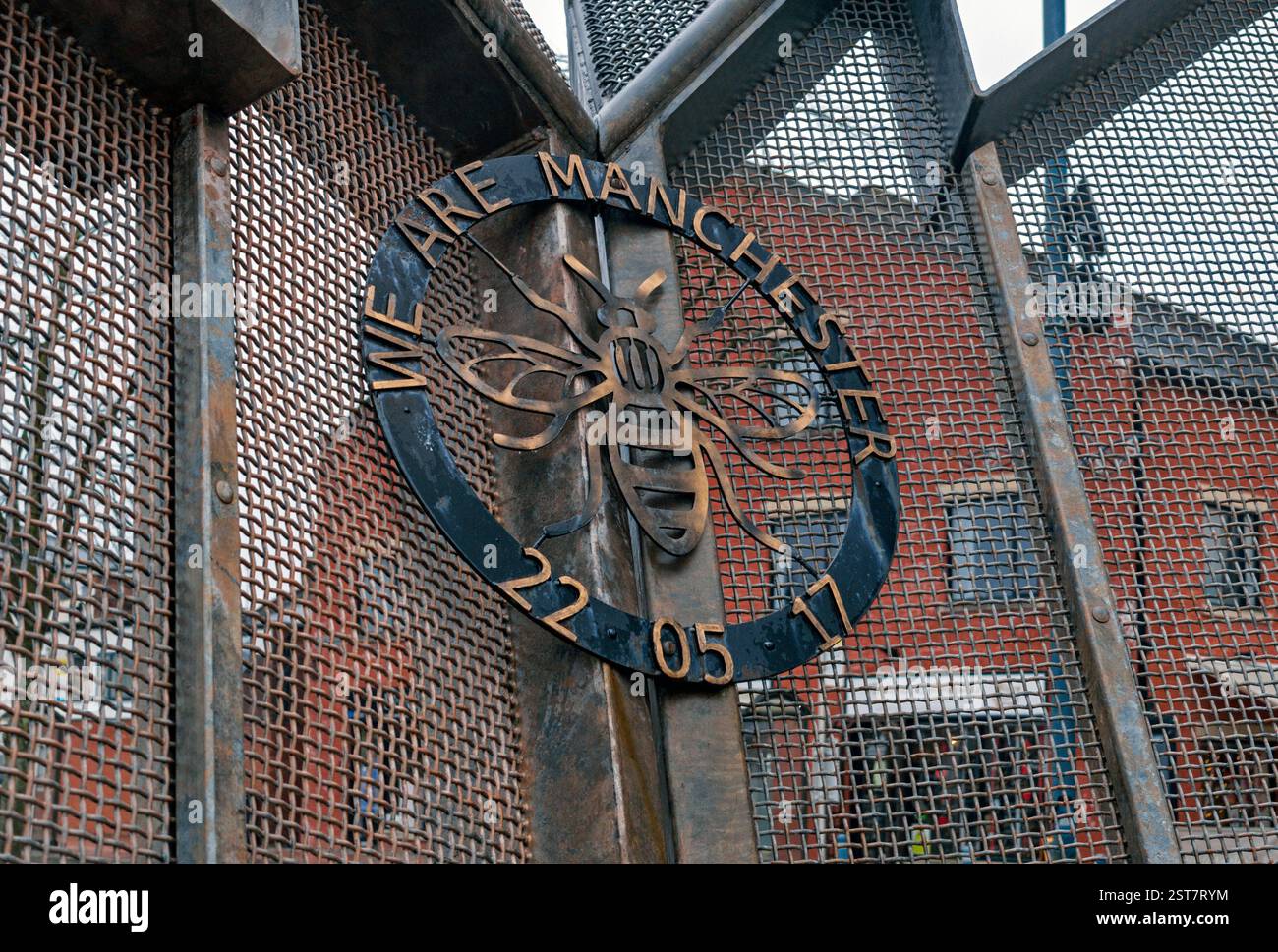 We Are Manchester sign. Lockgate Sundial, Stalybridge Stock Photo - Alamy