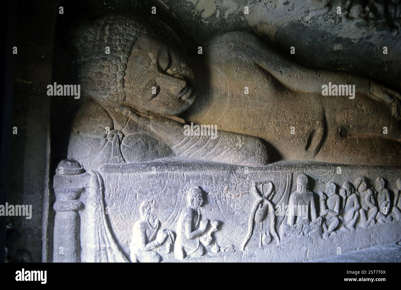 Statue of reclining Buddha's Mahanirvana, Ajanta caves no. 26 ...