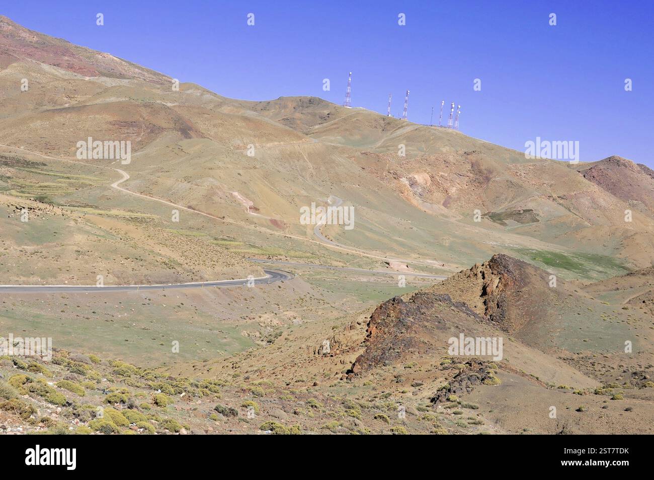Tichka Pass, Col du Tichka, 2260m, Dry hilly landscape with a road and ...