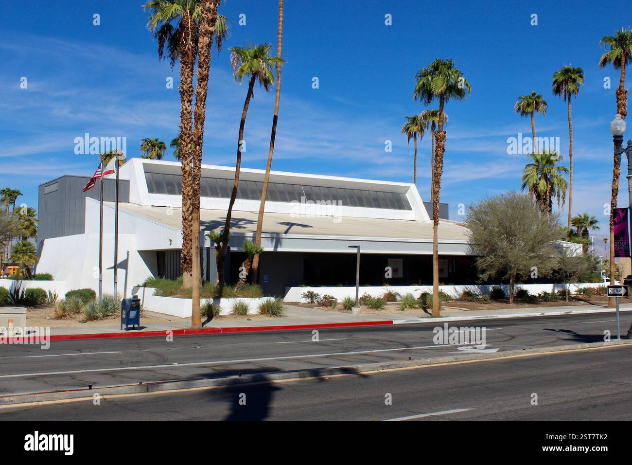 The bank of america building hi-res stock photography and images - Alamy