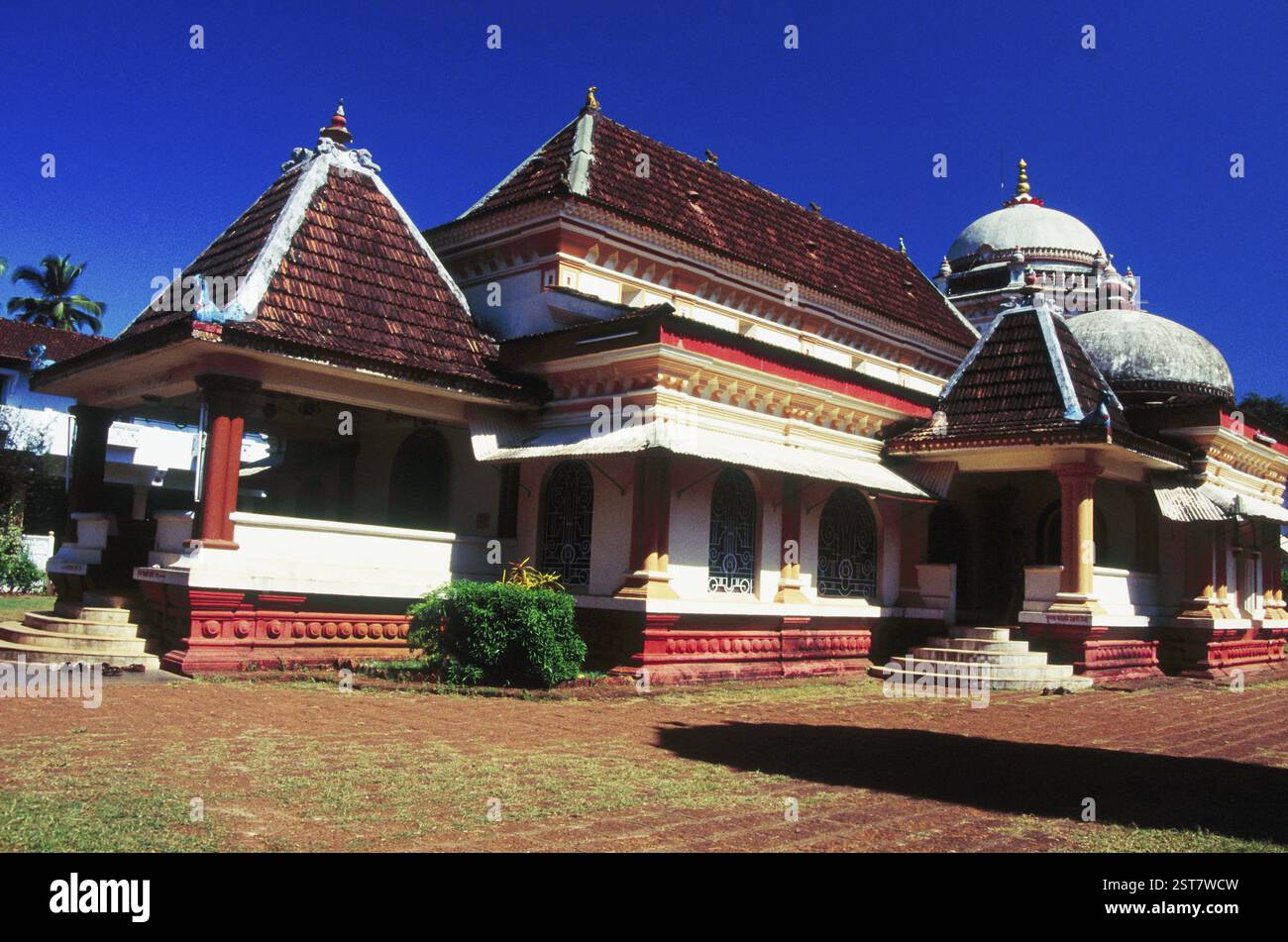 Nageshi temple hi-res stock photography and images - Alamy