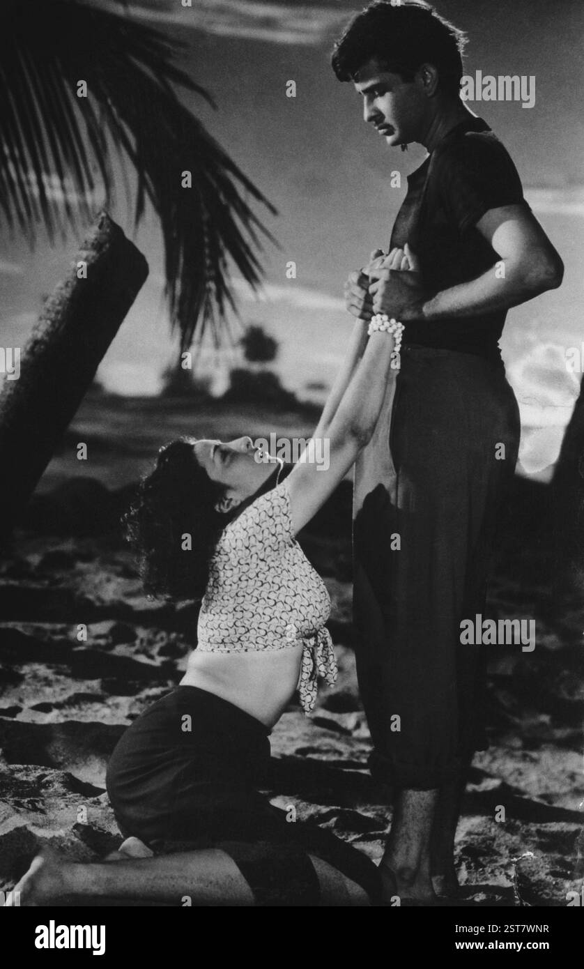 South asian indian bollywood actor raj kapoor and actress nargis in ...