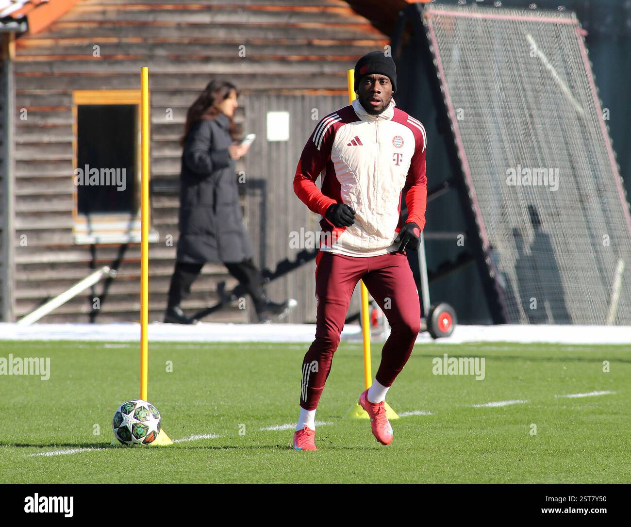 Fussball, Herren, Saison 2024/2025, FC Bayern München ...