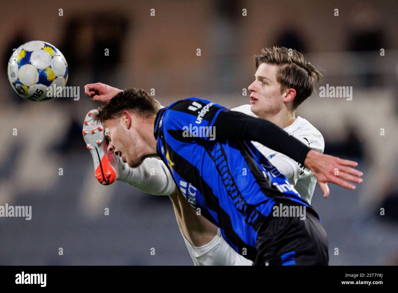 Uppsala, Sverige. 17th Feb, 2025. 250217 Helsingborgs Adrian Svanbäck ...