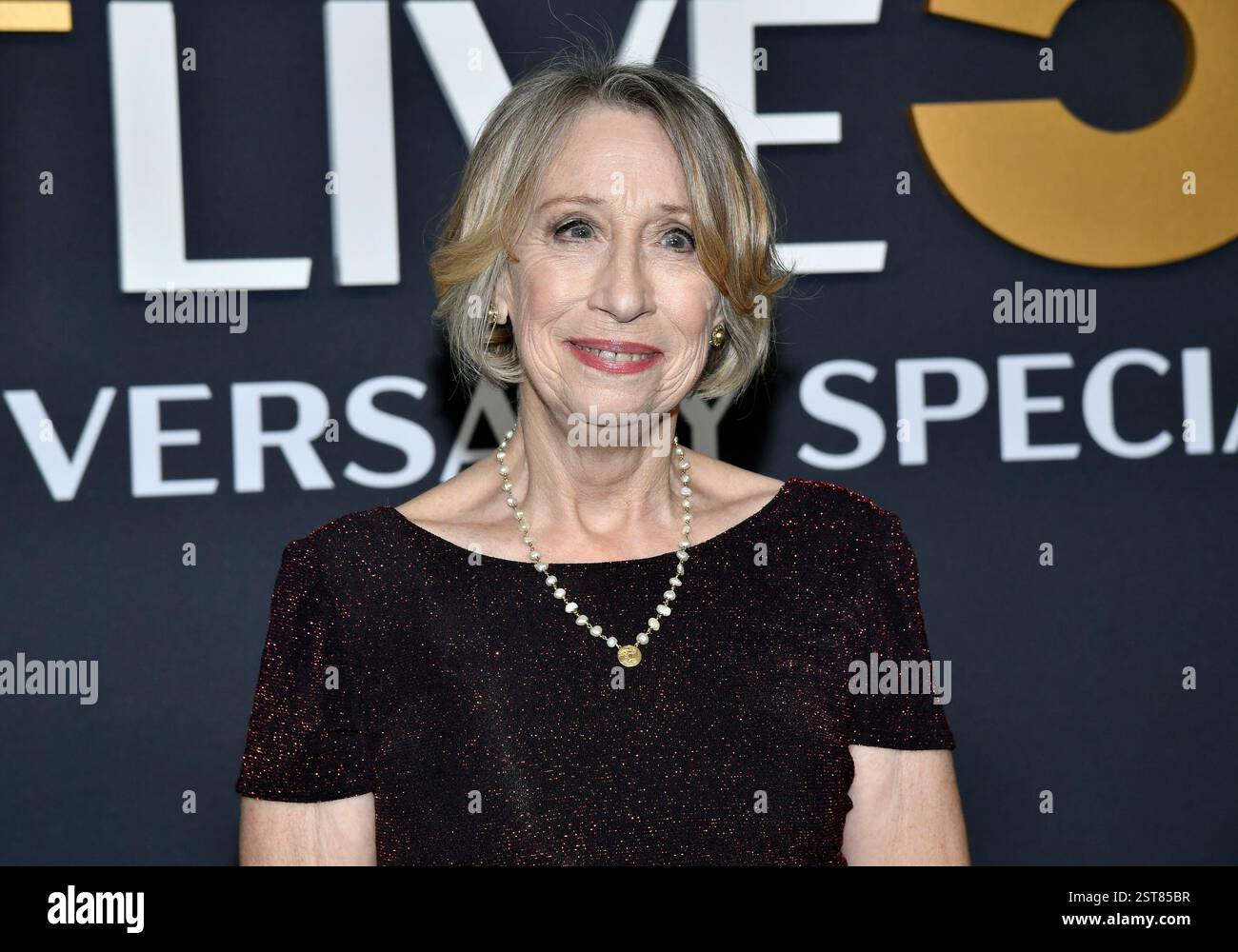 Robin Duke attends the SNL50: The Anniversary Special at Rockefeller ...