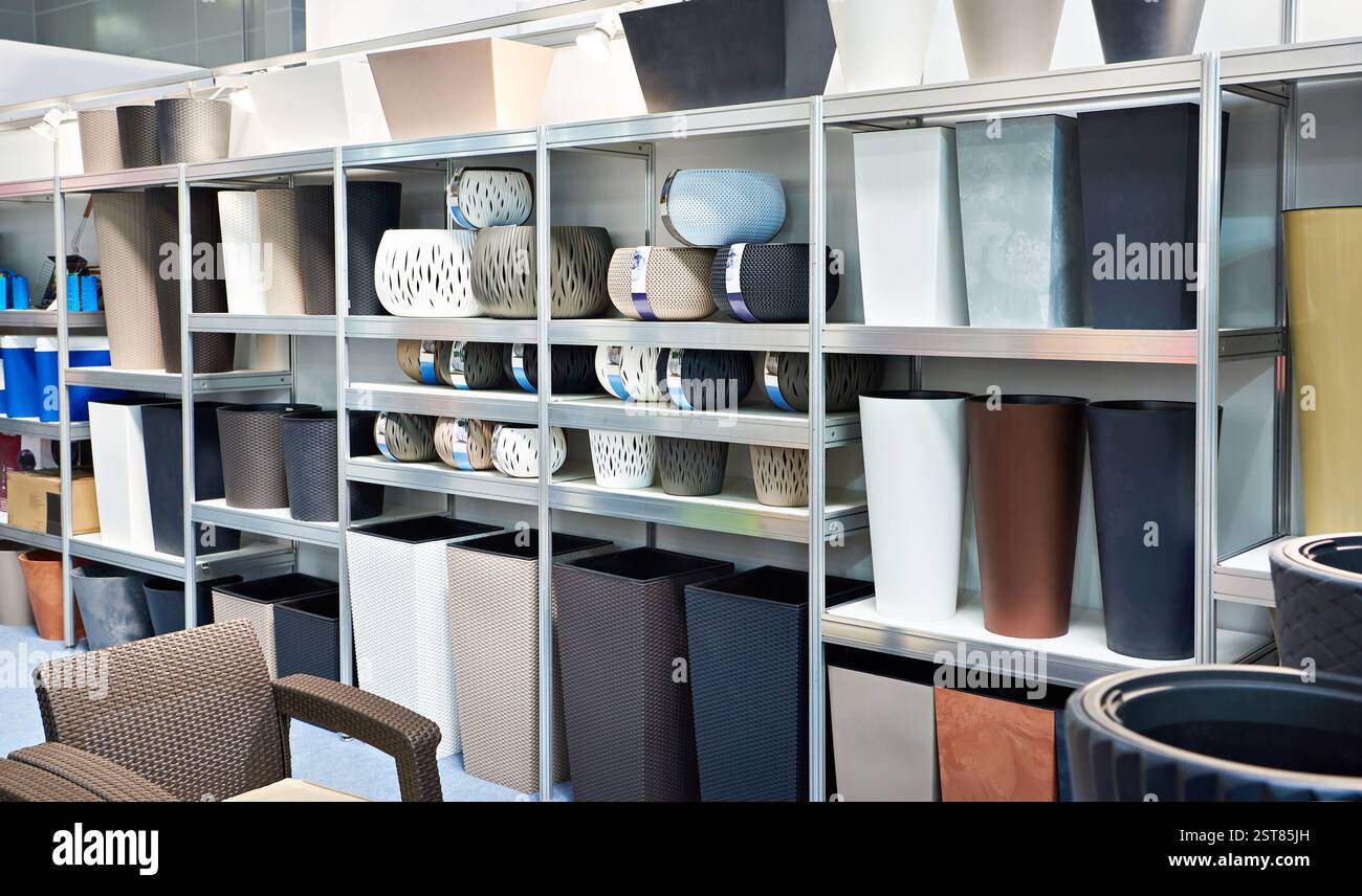 Plastic containers in the store of household goods Stock Photo - Alamy