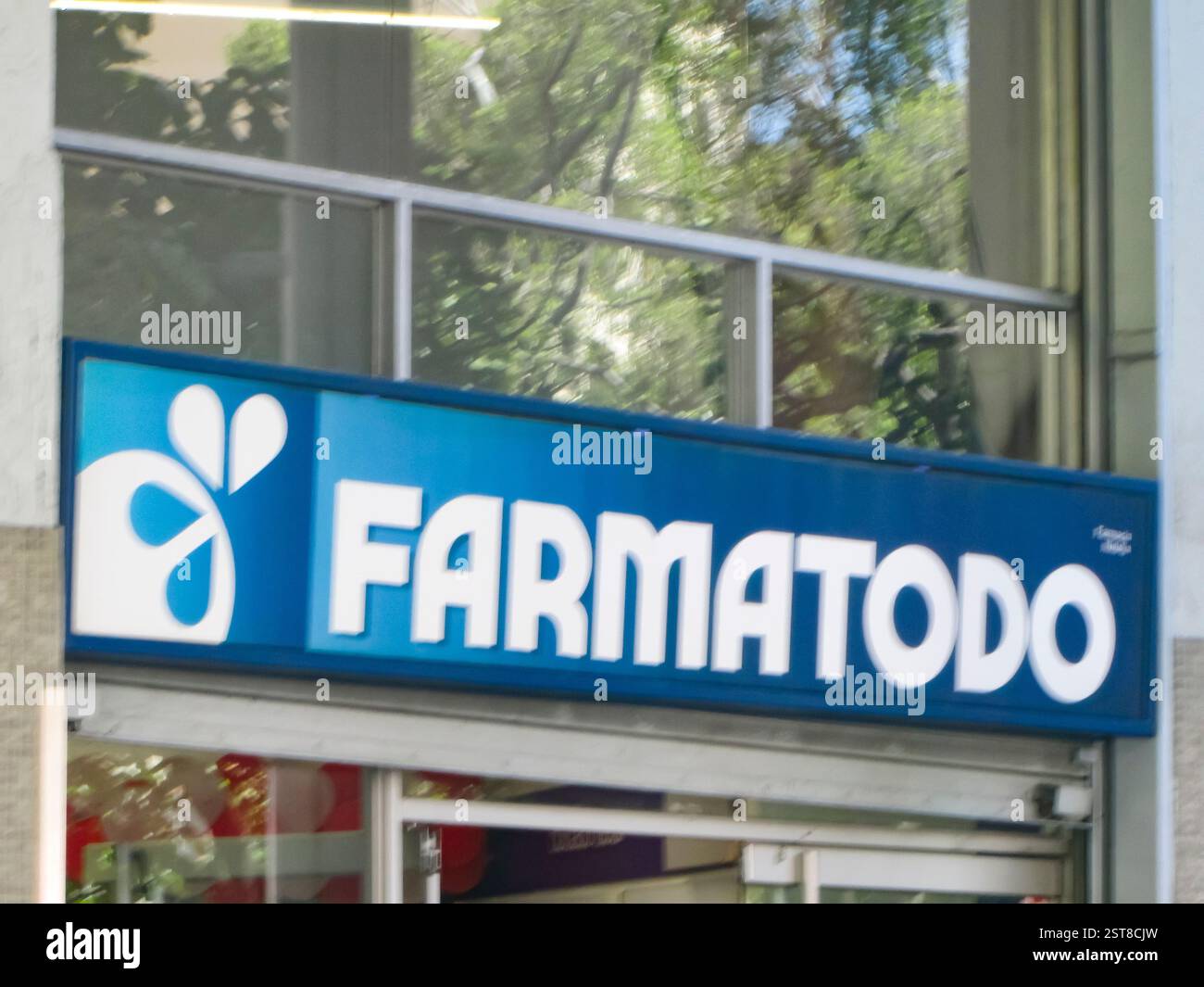 Farmatodo pharmacy drugstore hi-res stock photography and images - Alamy