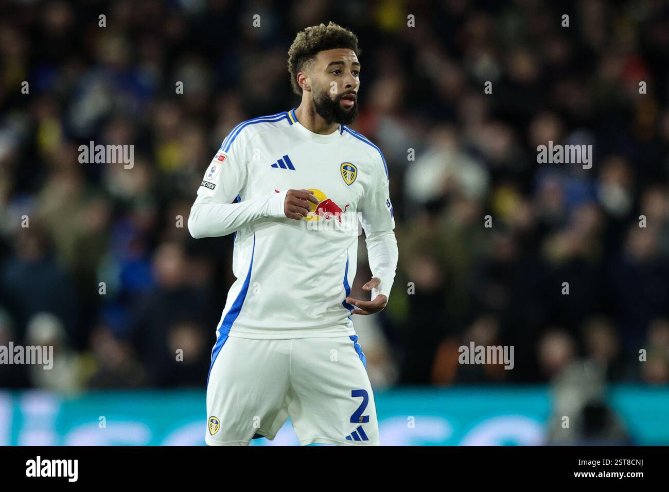 Jayden Bogle of Leeds United during the Sky Bet Championship match ...