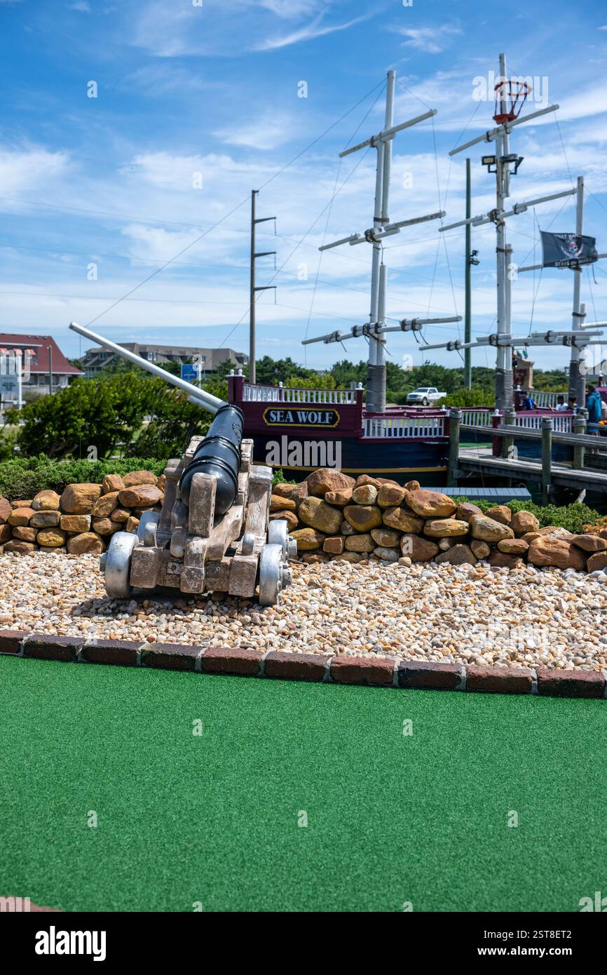 Miniature golf at the beach Stock Photo - Alamy