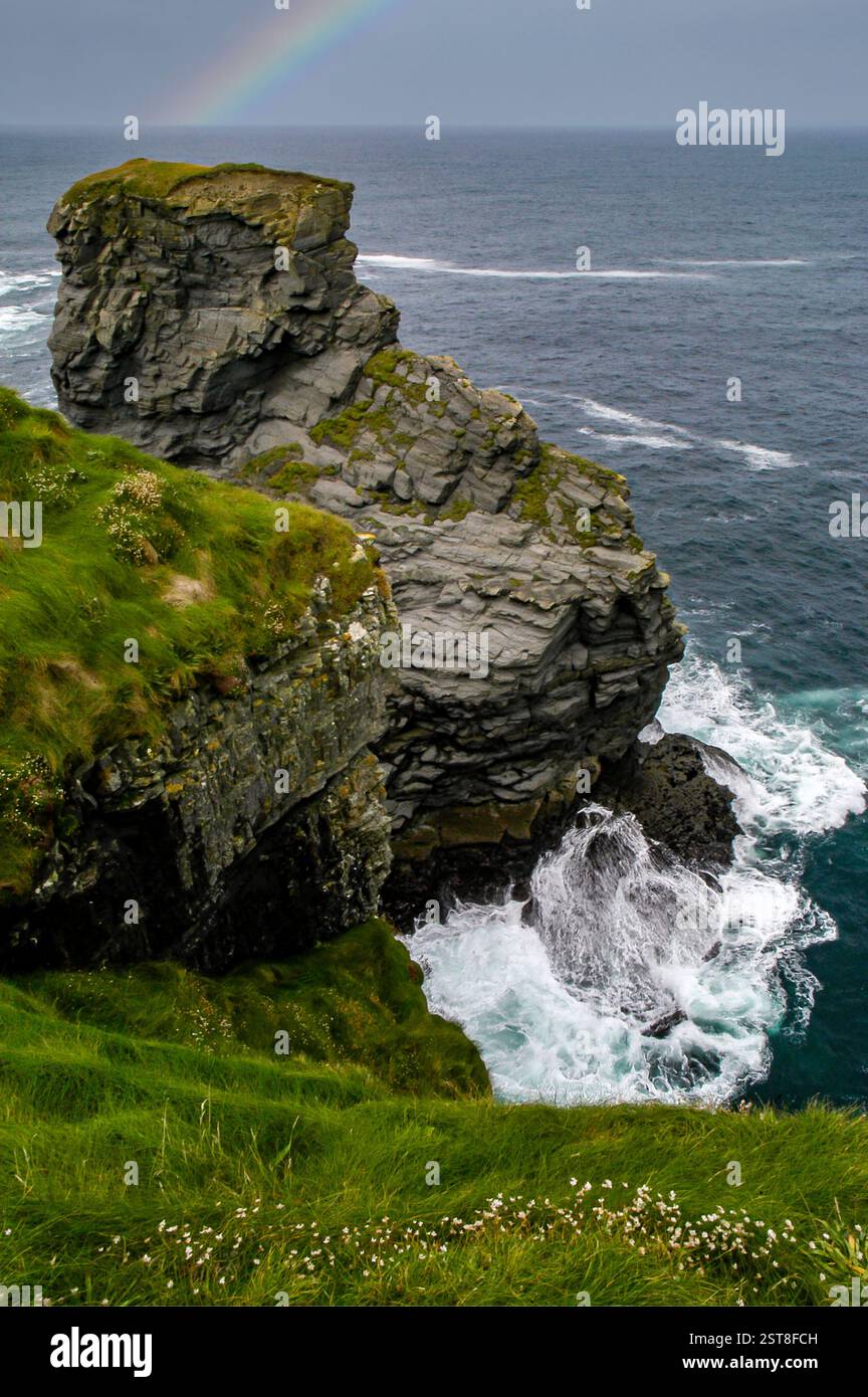 Sunlight Over the Cliffs on Dingle Peninsula in Ireland Stock Photo - Alamy