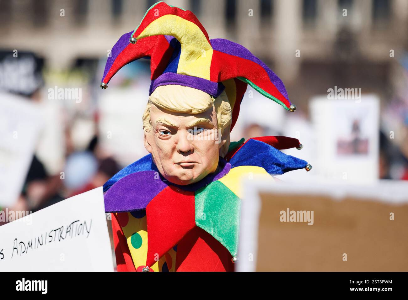 Trump clown hi-res stock photography and images - Alamy